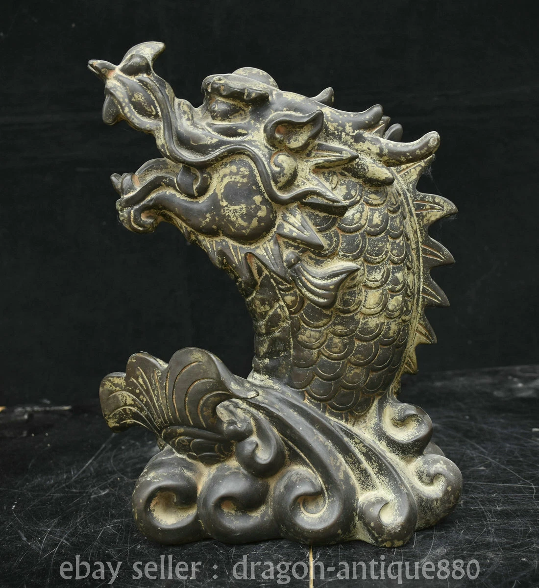 Ancient Chinese Dragon Sculptures