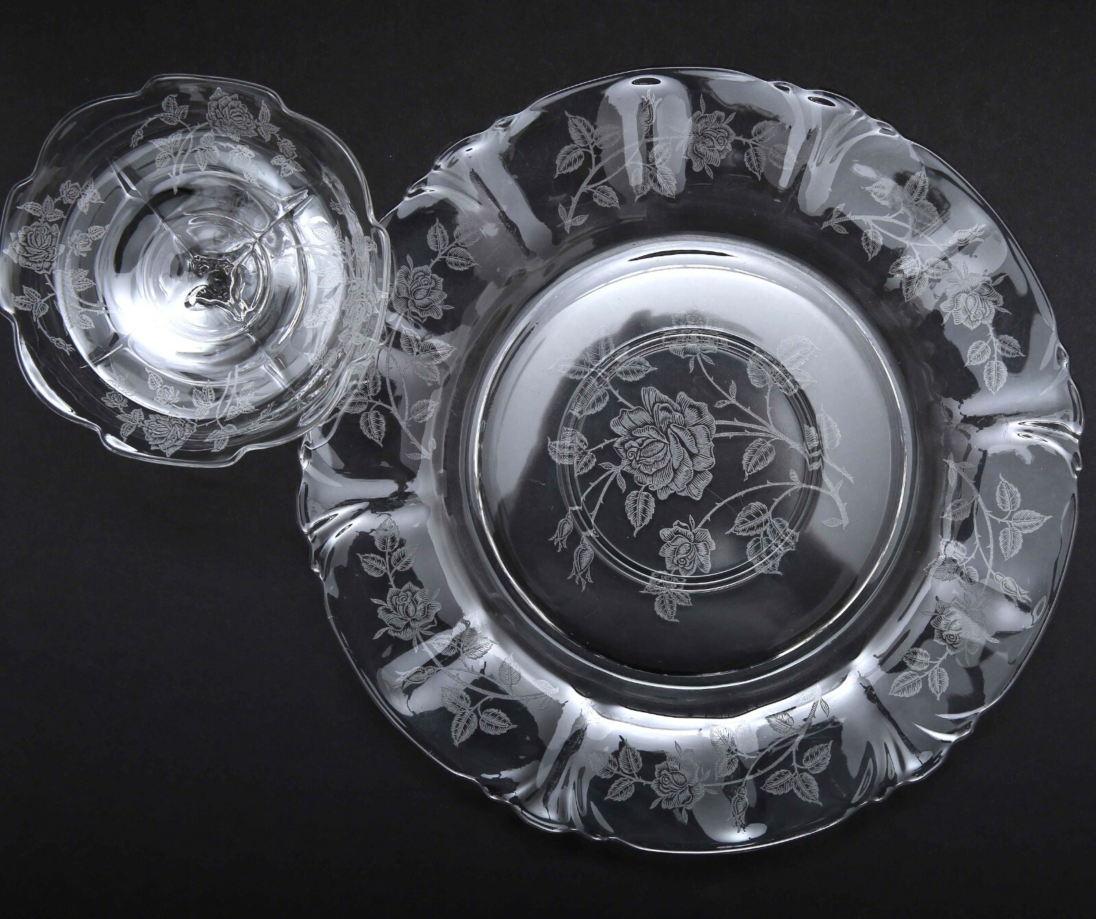 2 Piece Set - HEISEY Crystal HEISEY ROSE Cheese and Cracker Plate w ...