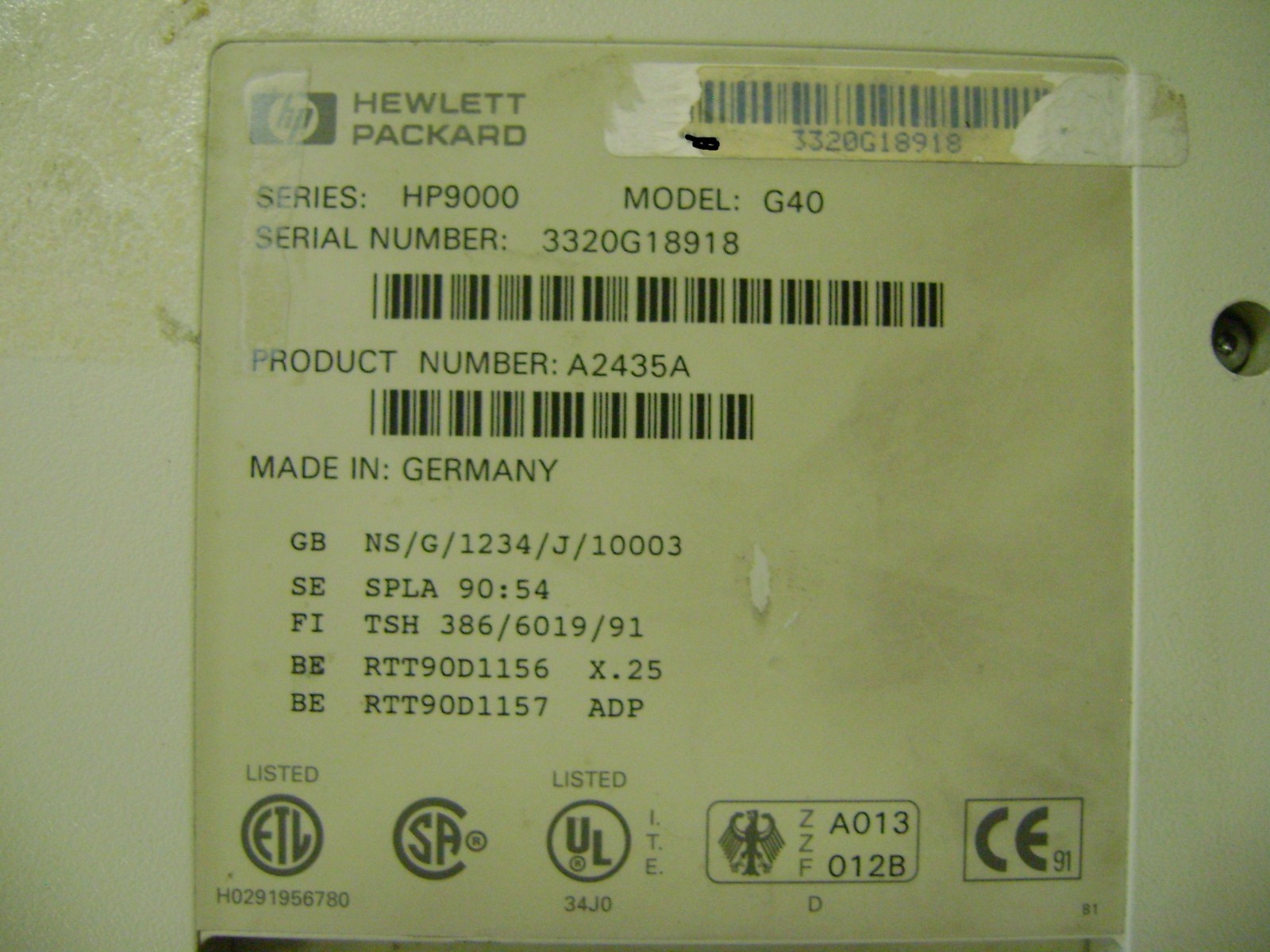Hewlett Packard HP 9000 Series 800/g40 RISC UNIX Server Product No ...