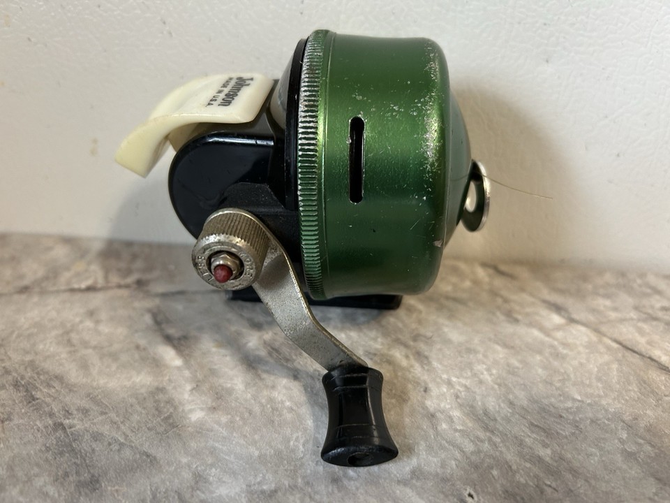 Vintage Johnson Sabra Model 130 - A Spin Cast Reel Made in USA Working ...