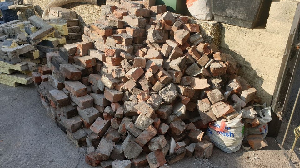100x Old Bricks (Building, Reclaimed, Solid, Victorian?) | eBay UK