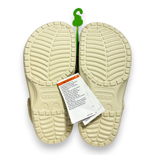 Crocs Adults Unisex Classic Clogs In Beige with Pins M6/W8 New with ...