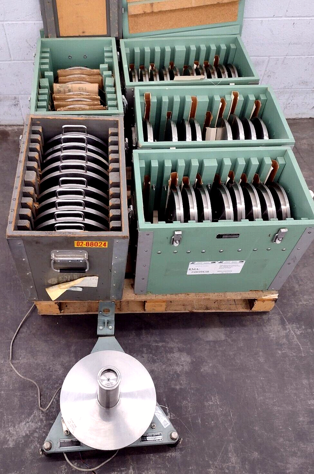 RUSKA DEAD WEIGHT TESTER W/DEAD WEIGHT SETS 35998, 43530, 16365 & 30647 ...