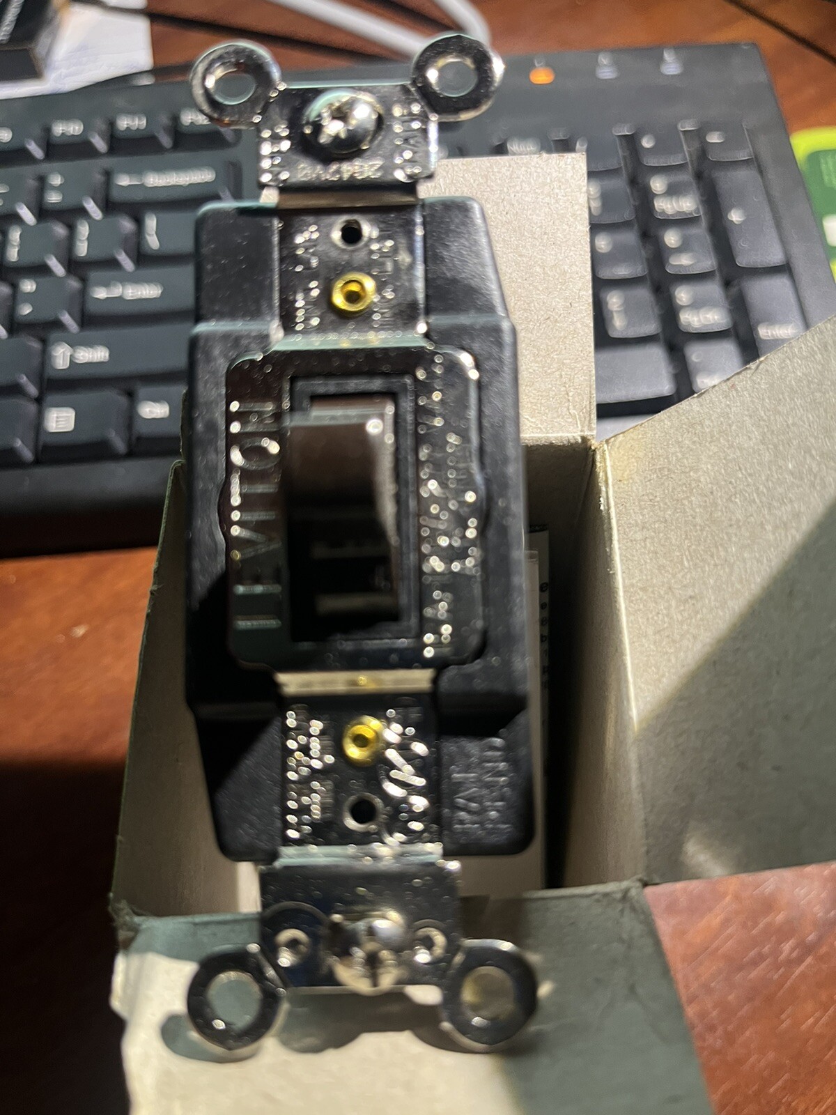 15-AMP 120-VOLT SINGLE-POLE TOGGLE AC QUIET SWITCH, INDUSTRIAL GRADE ...