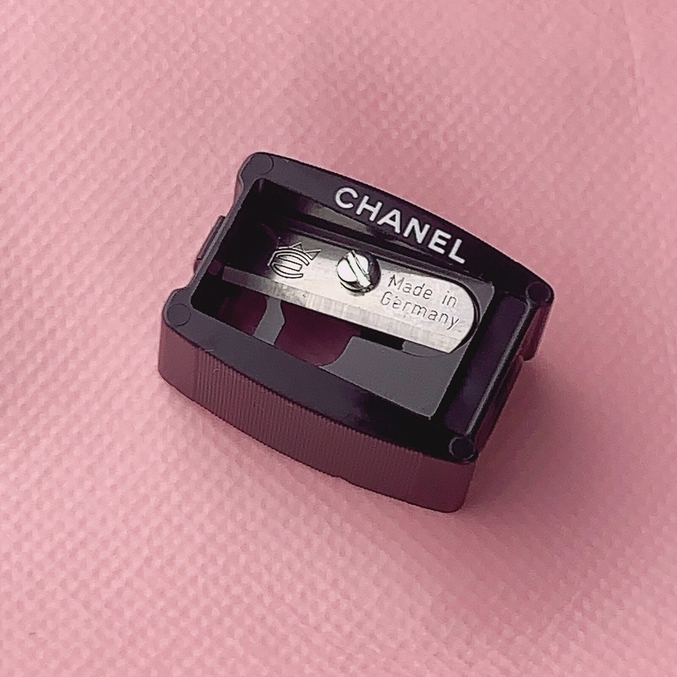 (1) Chanel Black Plastic Makeup Pencil Sharpener made in Germany 100% ...