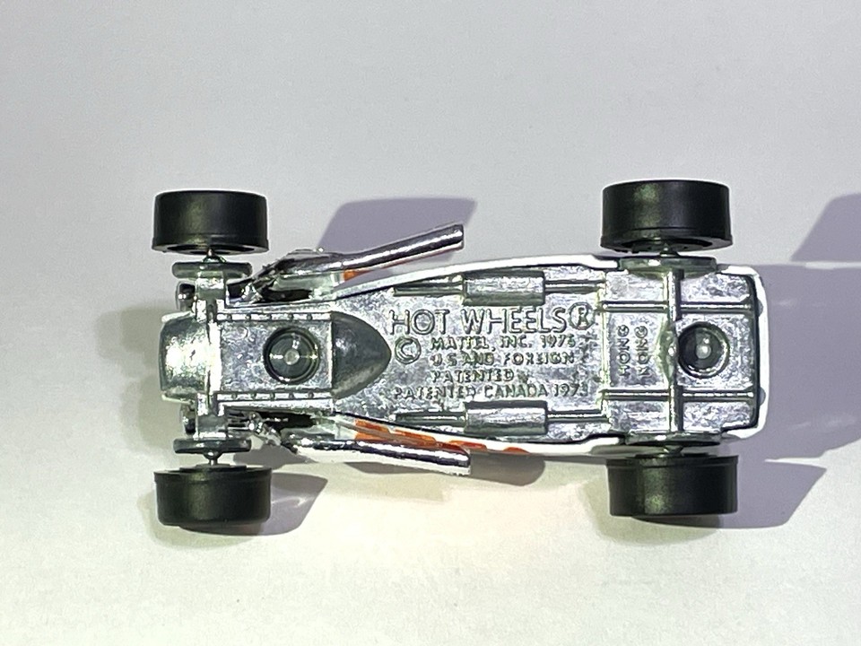 Vintage “CUSTOM” Hot Wheels 1975 Roadster Hot Rod white Flames Redline ...