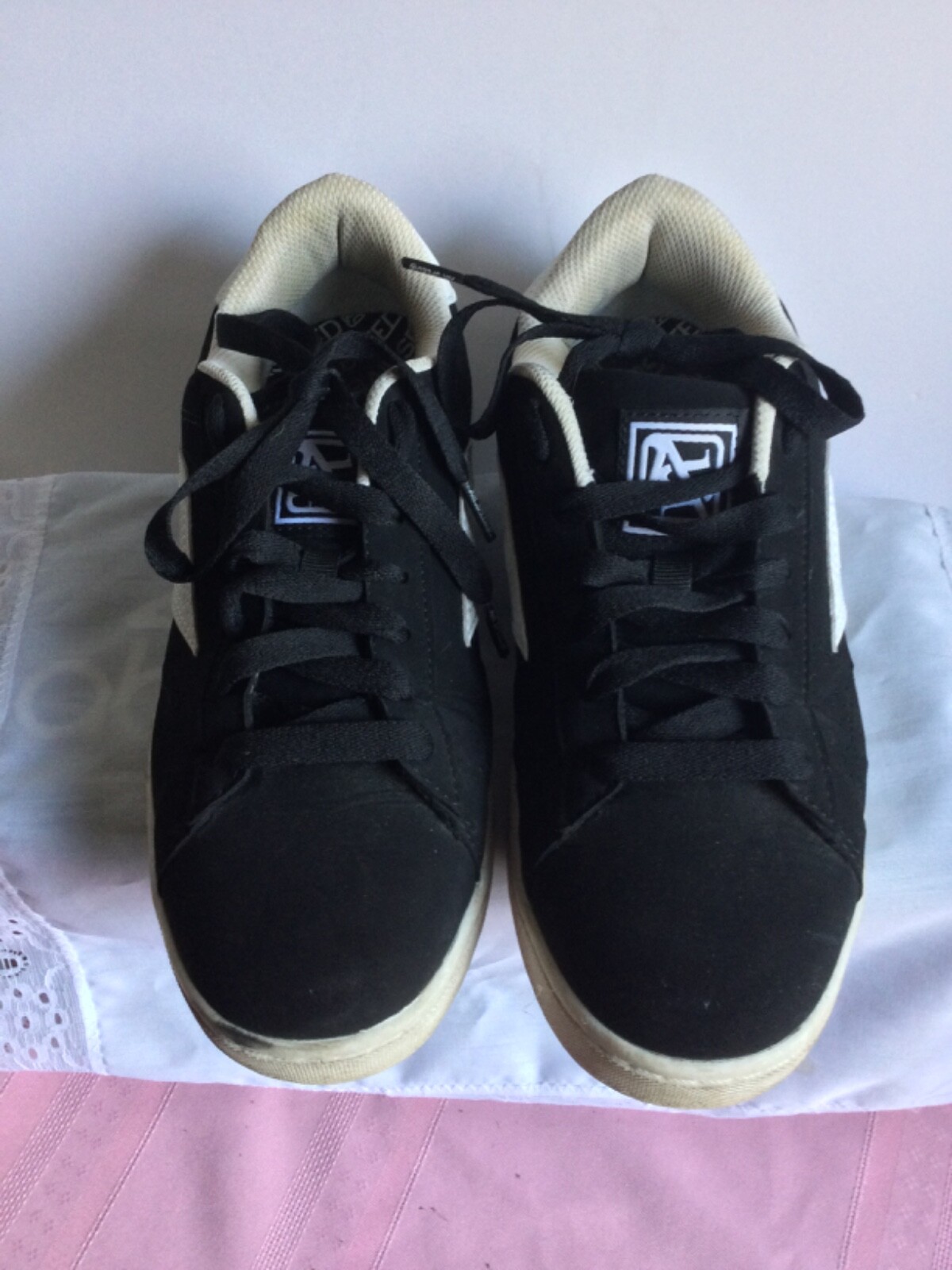 Airspeed Mens Tennis Shoes Color Black Size 8 Lace Up Low Top Sneaker ...