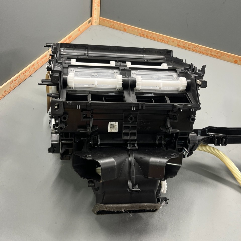 2018-2023 TOYOTA CAMRY AVALON HVAC AC CLIMATE HEATER HOUSING BOX ...