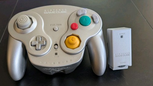 Nintendo GameCube WaveBird Platinum Wireless Controller - with Receiver ...