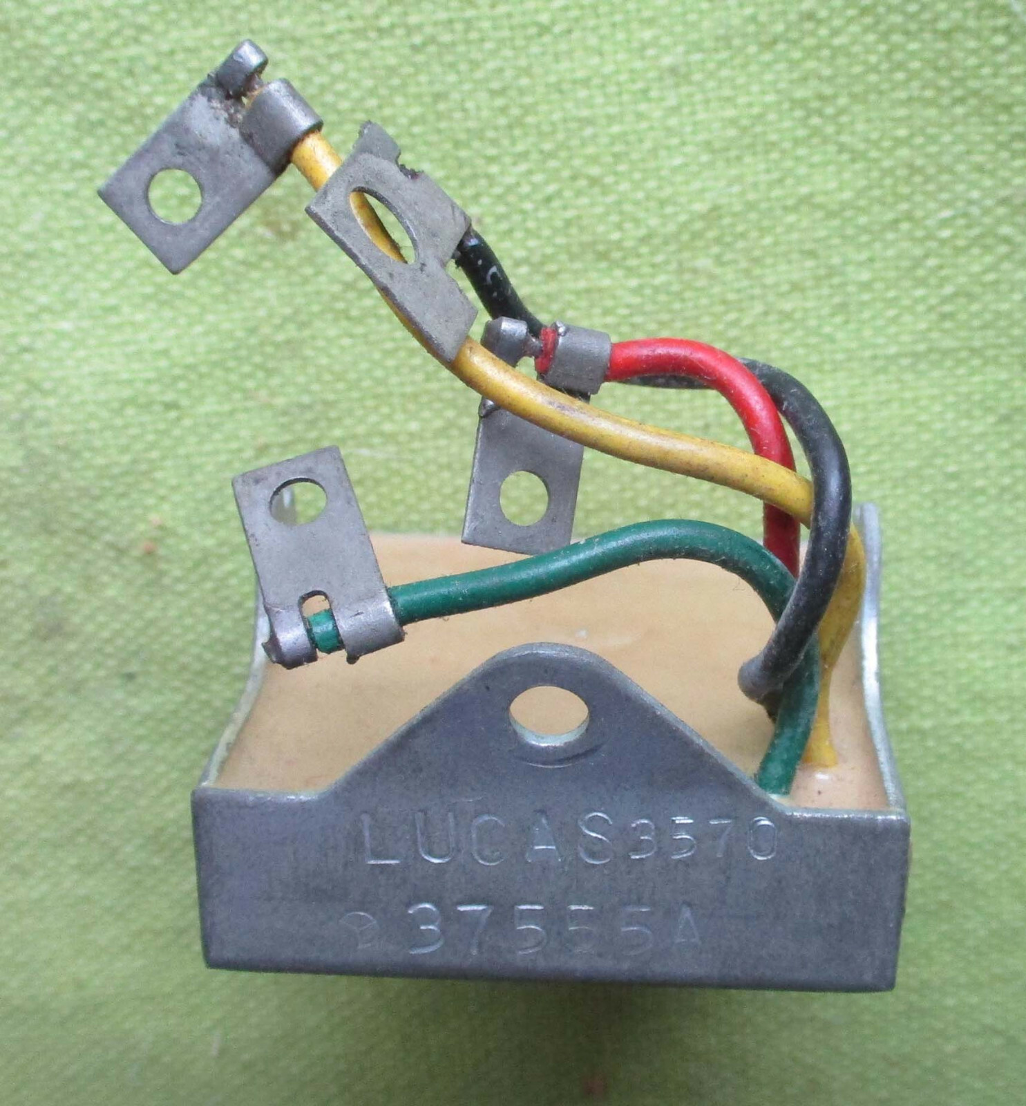 LUCAS NOS ALTERNATOR VOLTAGE REGULATOR 37555 FOR MG MIDGET, MGB & GT ...