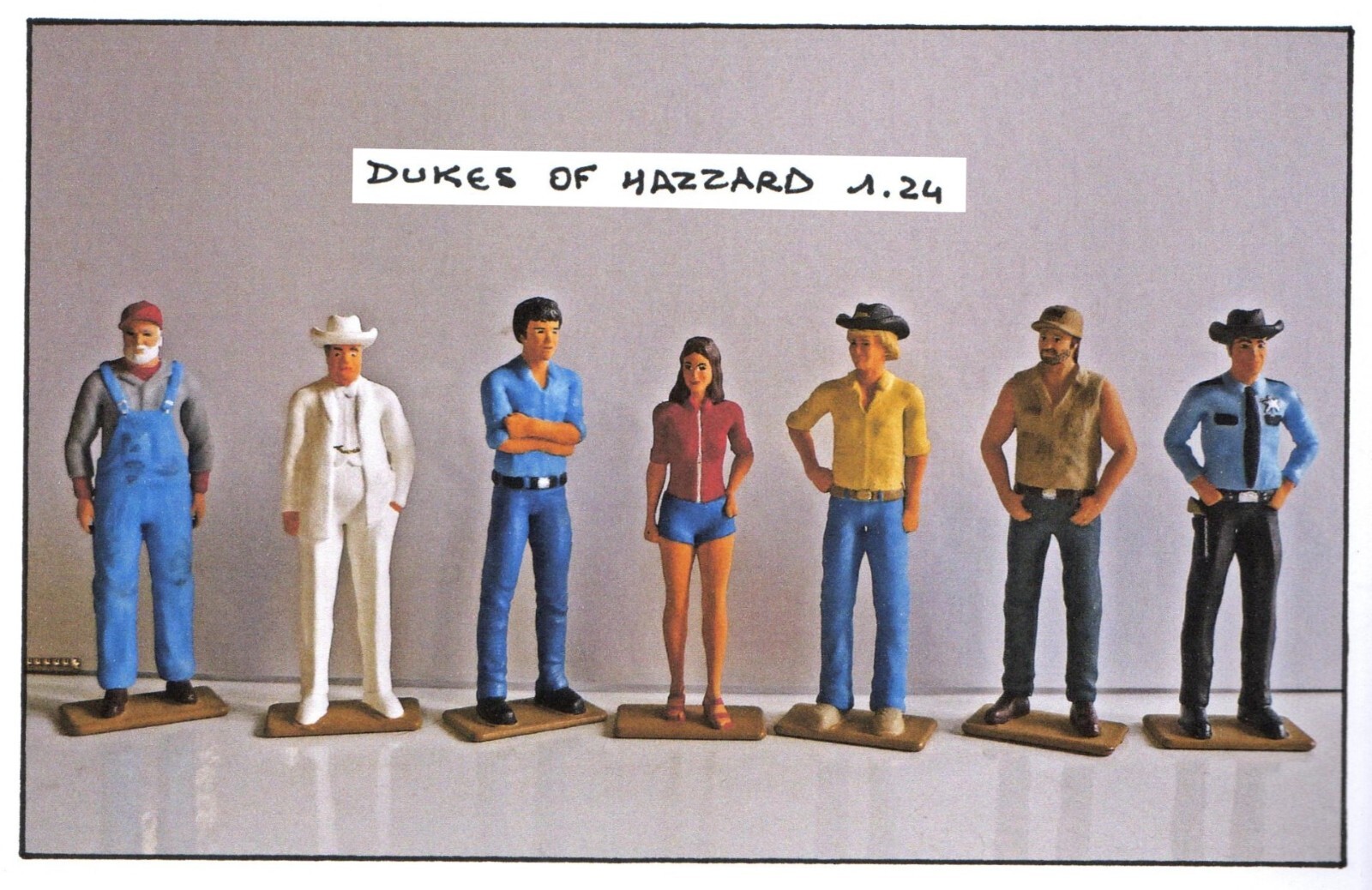 Dukes of Hazzard General Lee 1:24 1:18 8 Figures Bo Luke Daisy Cletus ...