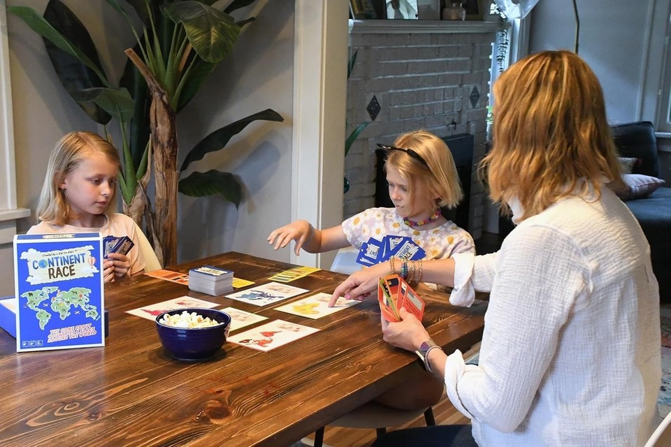 World Geography Board Game for Family - Fun Learning Kids Educational ...