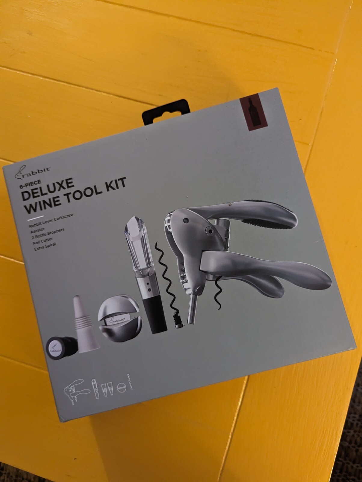 Rabbit 6-Piece Deluxe Wine Tool Kit New/Box Corkscrew Pourer Stopper ...