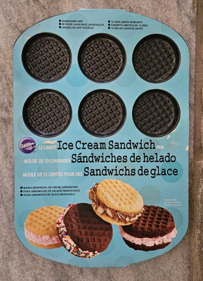 Circular Ice Cream Sanwich Wilton Ice Cream Sandwich Pan Makes 12