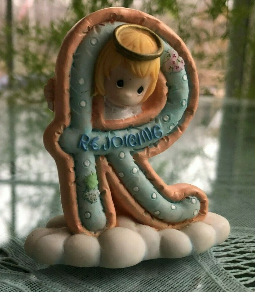 Precious Moments Girl Writing A Letter Precious Moments Alphabet A Z