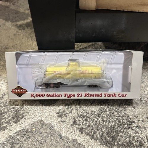Proto 2000 HO RPX Shell 8000 Gallon Type 21 Riveted Tank Car #2488 920 ...