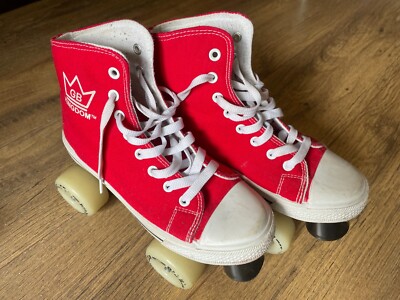 Red Roller Skates with flashing wheels - Kingdom Converse-style - Size ...