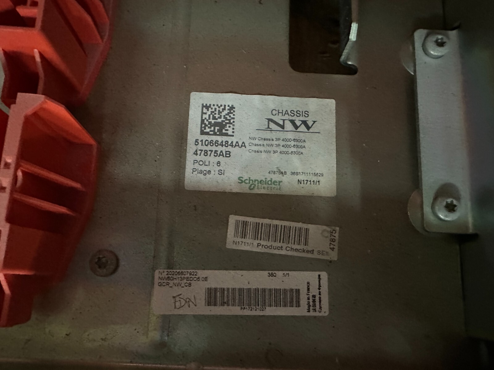 Schneider Electric Masterpact NW50 H13P 5000A Leistungsschalter circuit ...