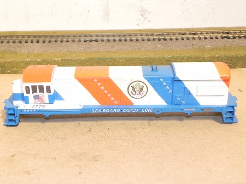 Athearn HO Seaboard Coast Line 1776 Bicentennial GE-B Diesel Locomotive ...