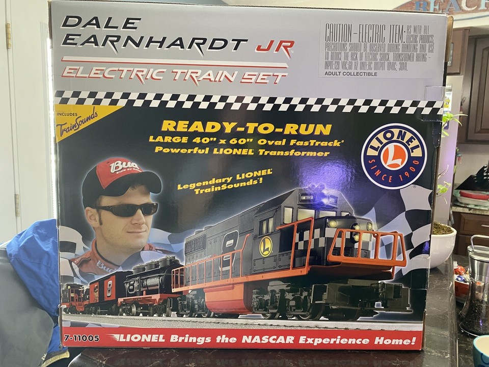 Dale Earnhardt JR Lionel Electric Train | eBay