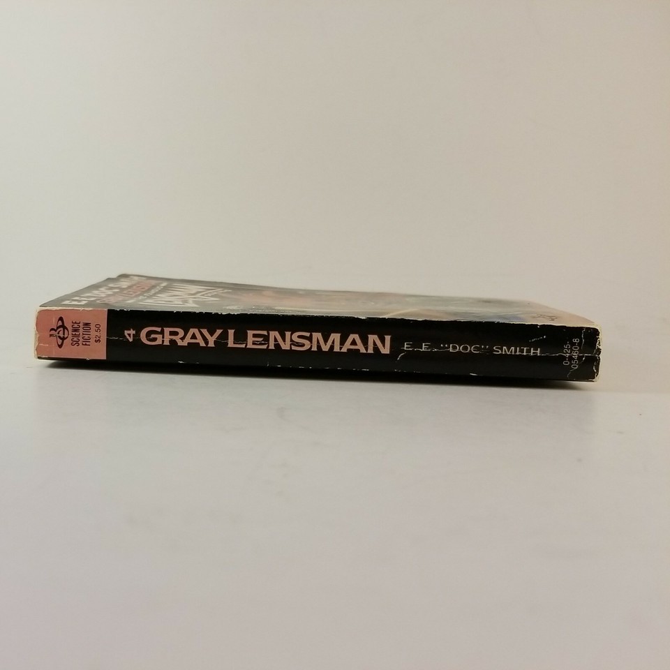 Gray Lensman, E.E. Doc Smith, sci-fi PB series 4 "Space Duel to Death ...