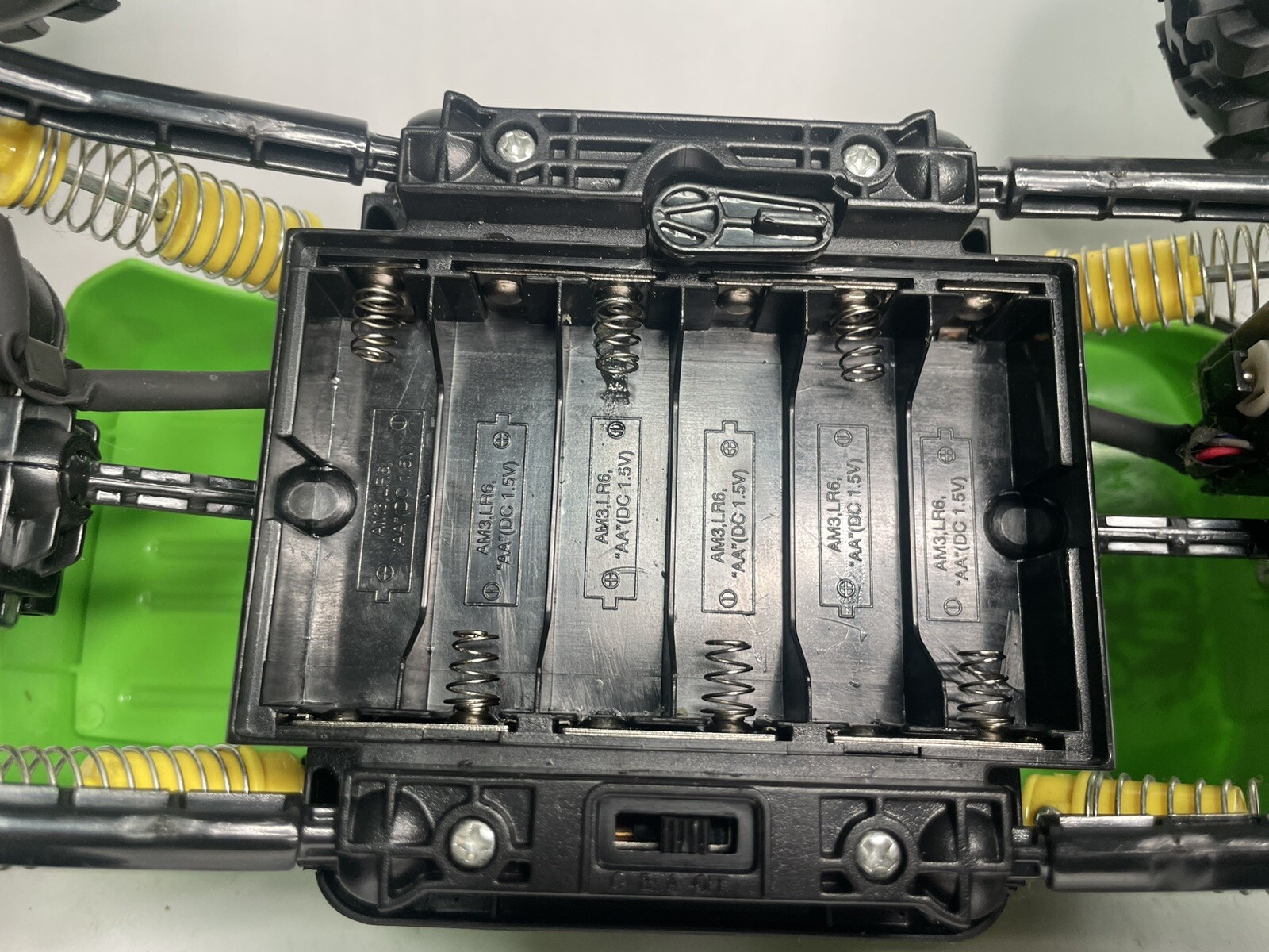 Maisto Tech Neon Green Remote Control Monster Truck Grim Rock Crawler ...