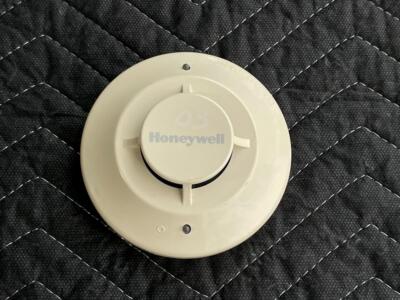 Honeywell Fire Alarm Equipment - Smoke Detector Head Model No ...