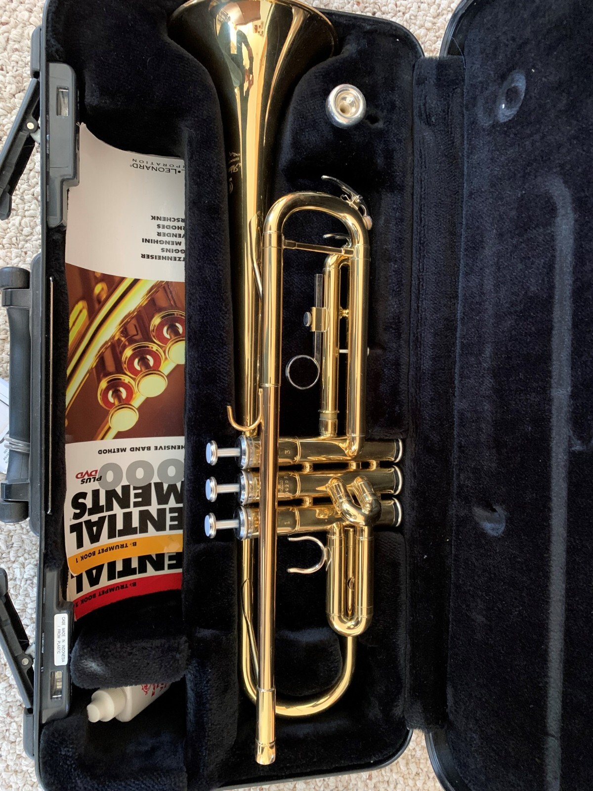 Yamaha Advantage Trumpet - Gold (YTR-200AD) Well Maintained w/ Hard ...