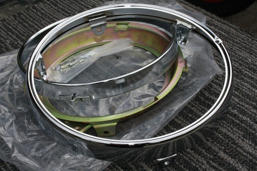 HONDA CB750 CB550 7" headlight trim ring rim retainer ONLY - NO ...