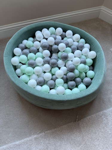 KiddyMoon Soft Baby Ball Pit Foam Pool 90x30 with 300 Balls, Grey White ...