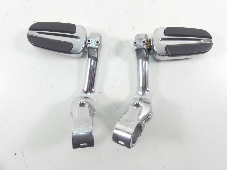 2013 Harley Touring FLHTK Electra Glide Highway Foot Pegs + 5" Mount ...