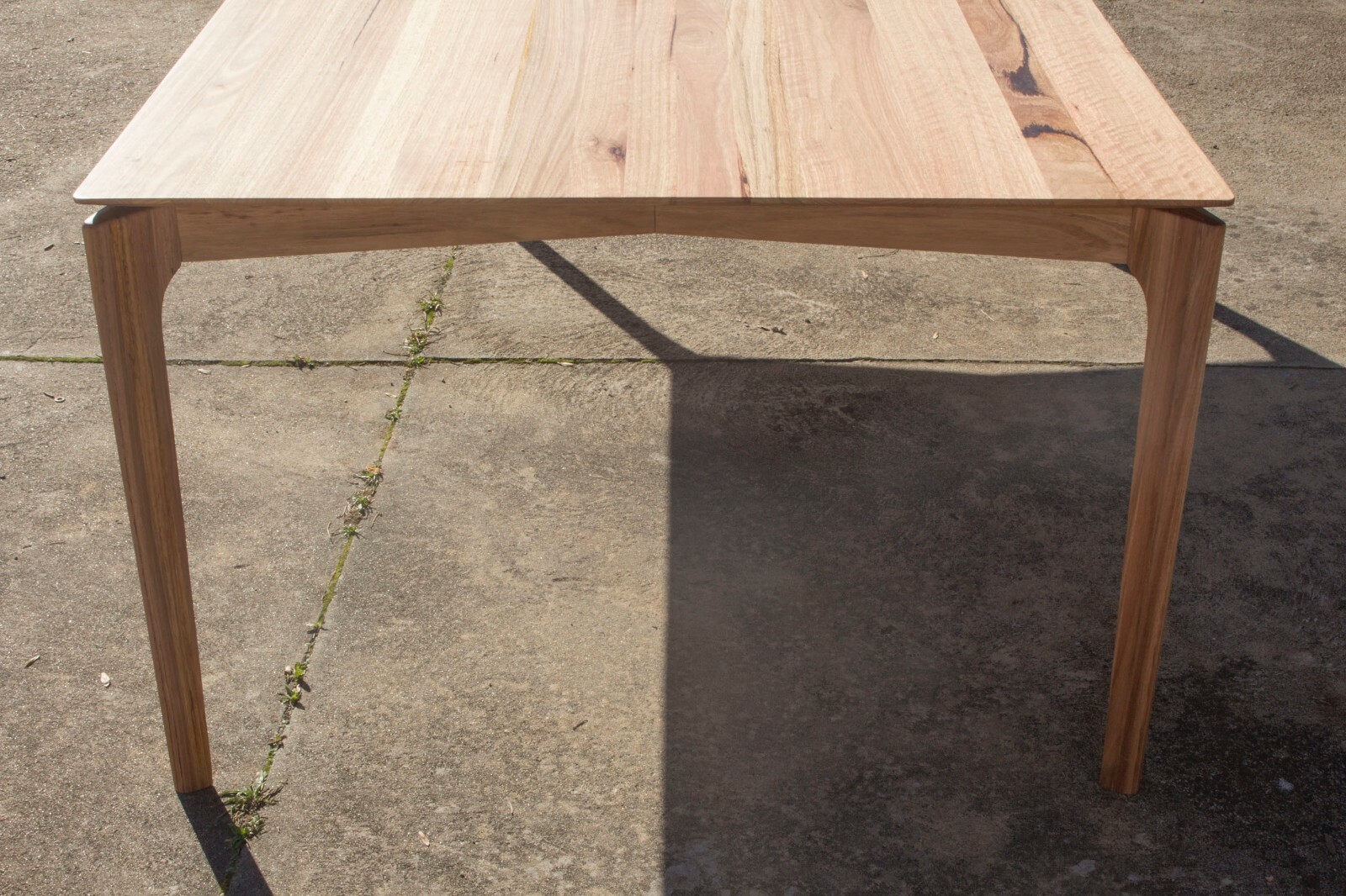 Paddington - Solid Messmate Dining Table - Available in 5 sizes | eBay