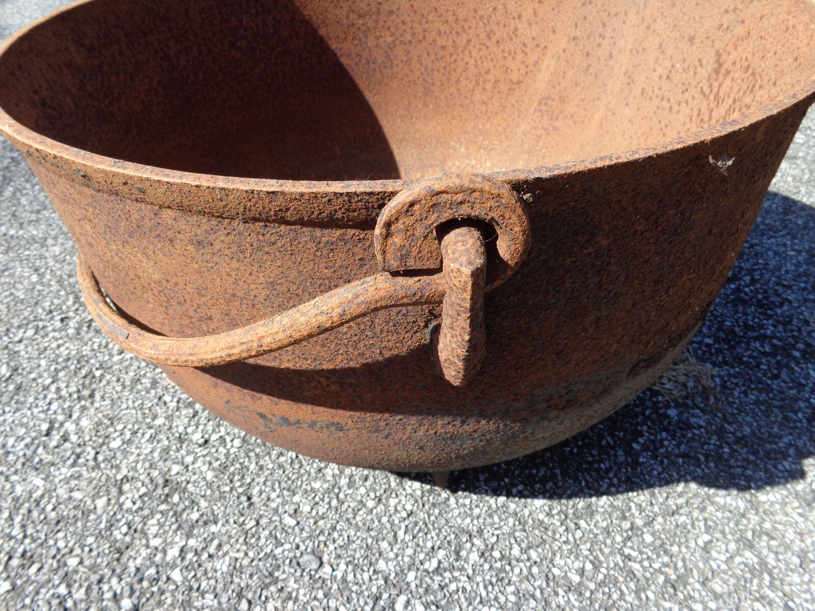 LARGE Antique Cast Iron Cauldron Kettle 22-3/4" diameter, 13-7/8" high ...