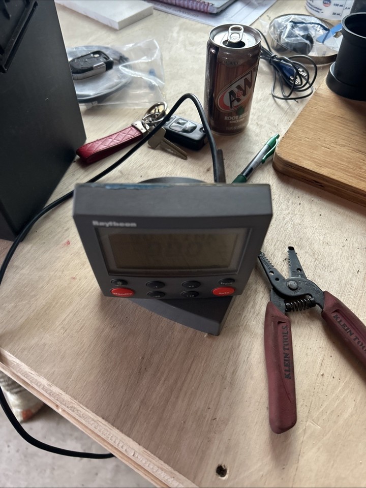 RAYTHEON RAYMARINE AUTOHELM ST6000+ Autopilot Contol Unit Head A12022 A ...