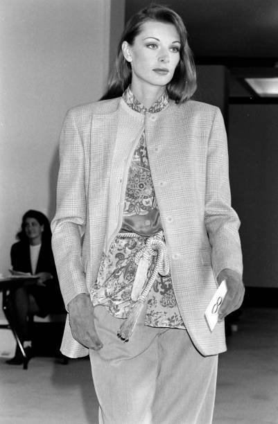 Ludmila Isaeva Malahova model in a Giorgio Armani fashion show 1993 Old ...