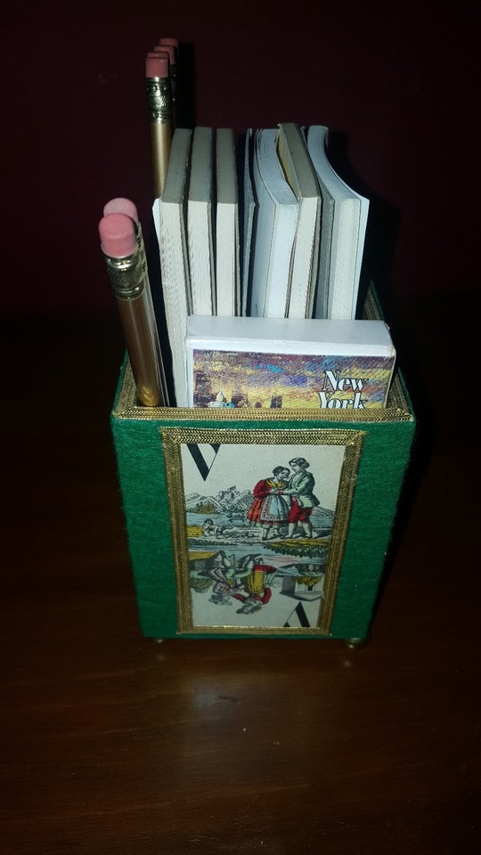 UNIQUE VINTAGE BRIDGE CARD GAME SET HOMEADE? BOX PENCILS SCORE PADS ...