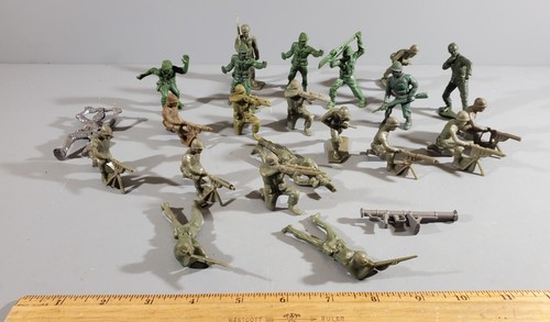 15 VINTAGE TIM MEE WWII US ARMY FIGURES & 7 UNKNOWN US ARMY FIGURES, AS ...