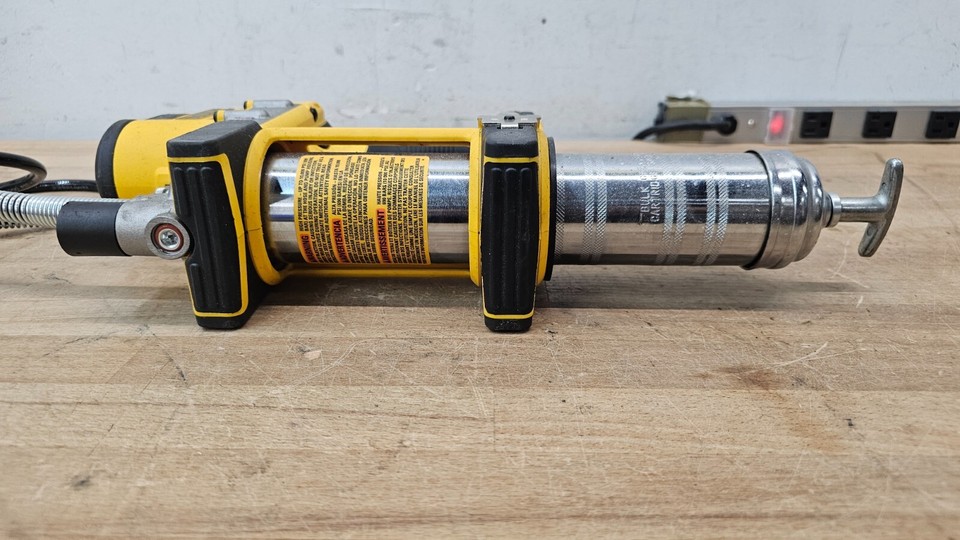 DEWALT DCGG571B 20V MAX Li-Ion Grease Gun USED | eBay