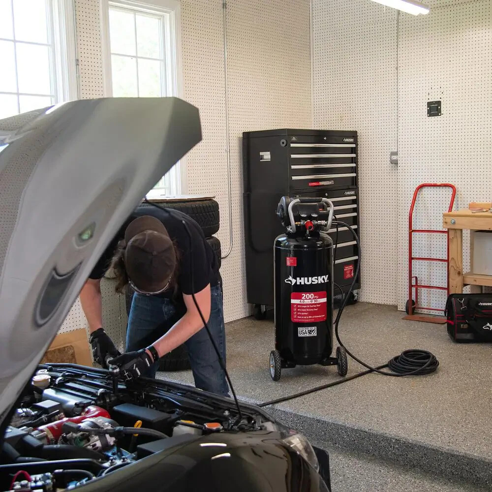 Husky C202H 20 Gallon 200 PSI Oil Free Portable Vertical Electric Air ...