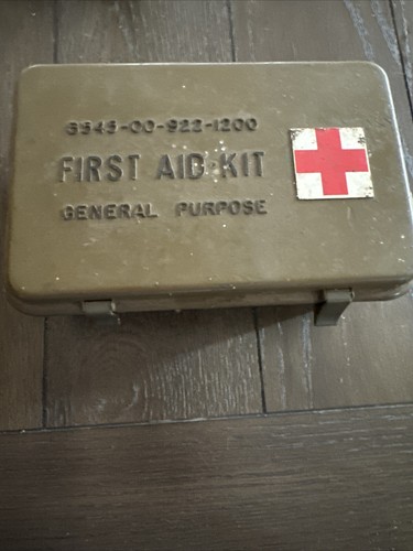 Vintage US Military Army First Aid Kit General Purpose 6545-922-1200 w ...