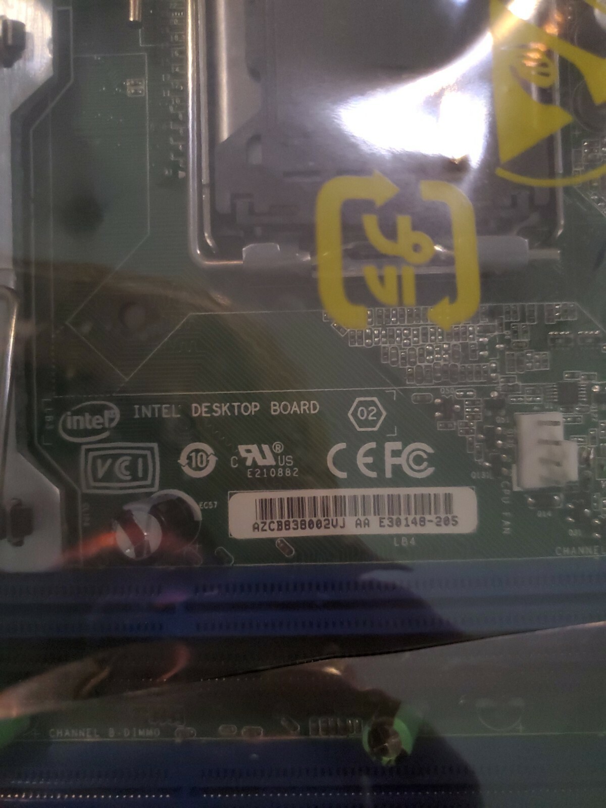 Intel desktop board O2 e210882 azcb838002vj aa e301148-205 | eBay