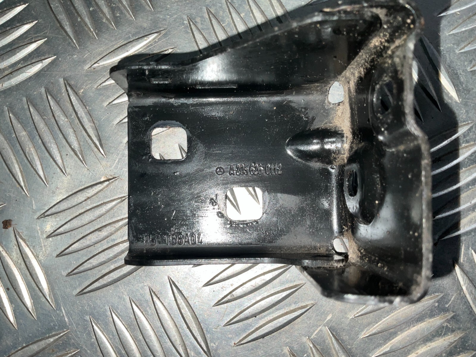 2016-2019 MERCEDES E CLASS W213 PASSENGER FRONT SLAM PANEL BRACKET ...