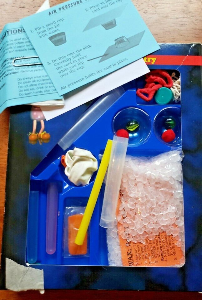 Award-Winning ScienceWiz Chemistry Kit ~ 35 Fun & Safe Activities for ...