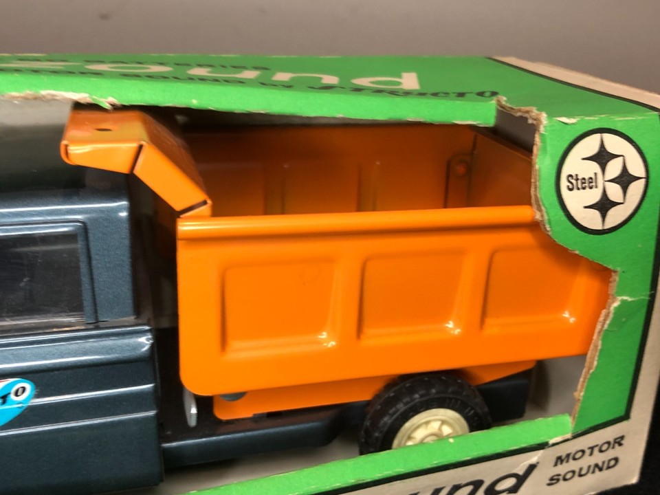 Vintage Structo Z-Z-Zound No. 125 Dump Truck in Original Box, Kompak ...