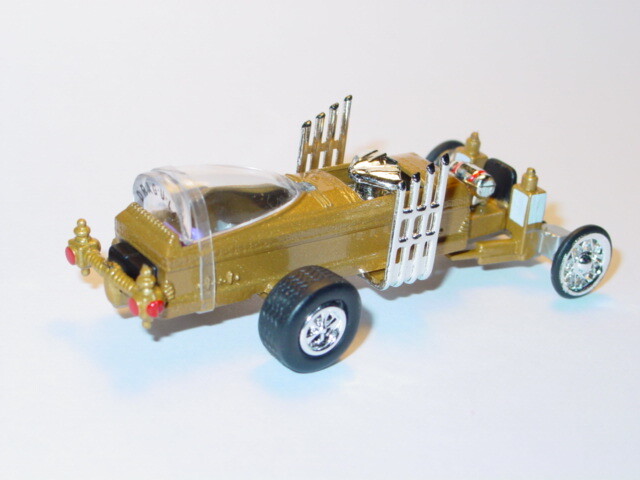 MUNSTERS KOACH & DRAGULA SET COLLECTIBLE DIORAMA FAMILY & COFFIN CAR ...