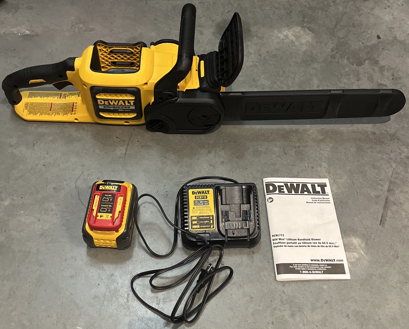 DeWalt DCCS670T1 FLEXVOLT 60V Max Brushless Chainsaw Kit w/ Battery and ...