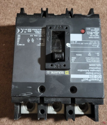 Circuit Breakers - Square D 225 Amp