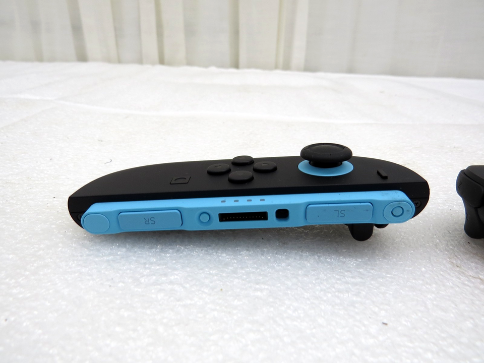 Nintendo Switch 2 Joy-Con Controllers BEE-012/BEE-014 Black W/Grip | eBay