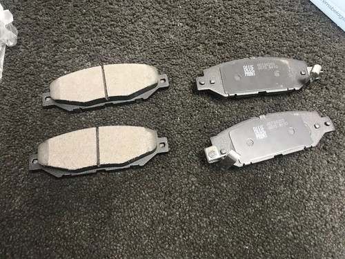 FOR TOYOTA REGIUS GRANVIA 2.7 3.0TD IMPORT 1997-2002 REAR BRAKE PADS | eBay