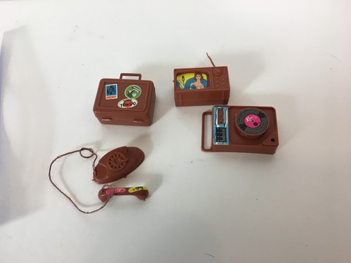1970's vintage Barbie lot - Ken record player, luggage, telephone, tv ...